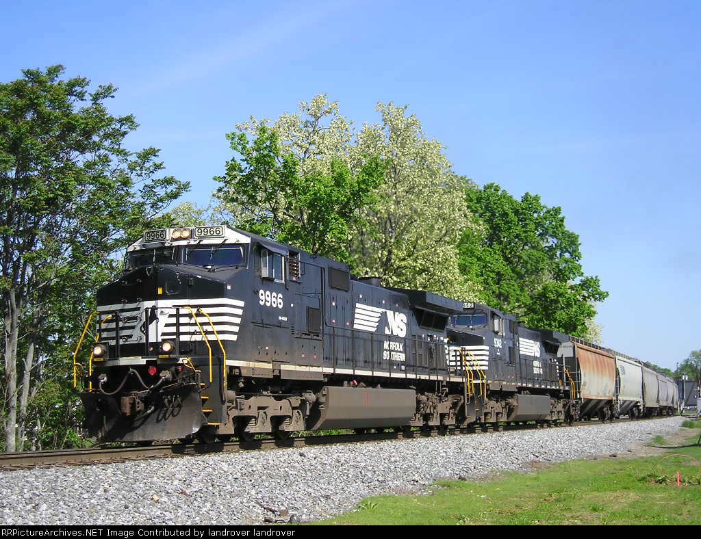 NS 9966 On NS 52 D Eastbound